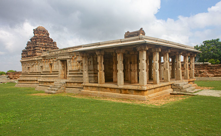 Foreground, Middleground, Background in Photography - PhotographyAxis