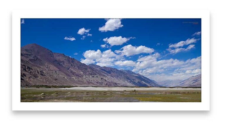 Lustre Vs Glossy- Which is Best for Photo Prints? - PhotographyAxis