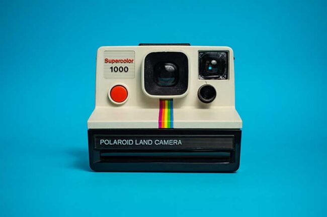 10 Reasons to Invest in a Polaroid Camera - PhotographyAxis