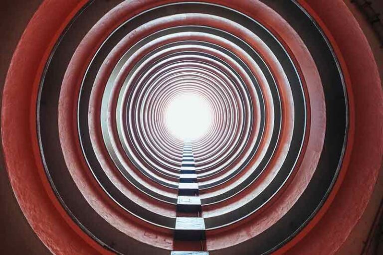 Radial Balance in Photography & Art – Definition & How to Use ...