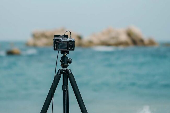 Symmetry Photography Composition- 4 Types + 11 Pro Tips - PhotographyAxis